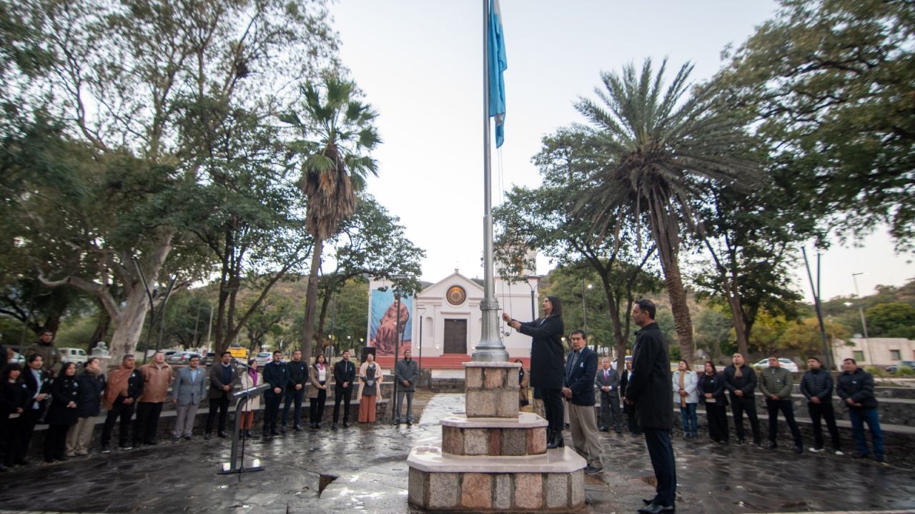 Cálido homenaje a la Patria en Fray Mamerto Esquiú - Catamarca Actual