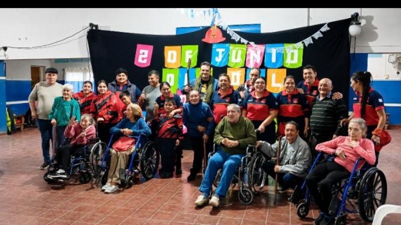 Bomberos Voluntarios festejaron su día donando sangre y compartiendo ...